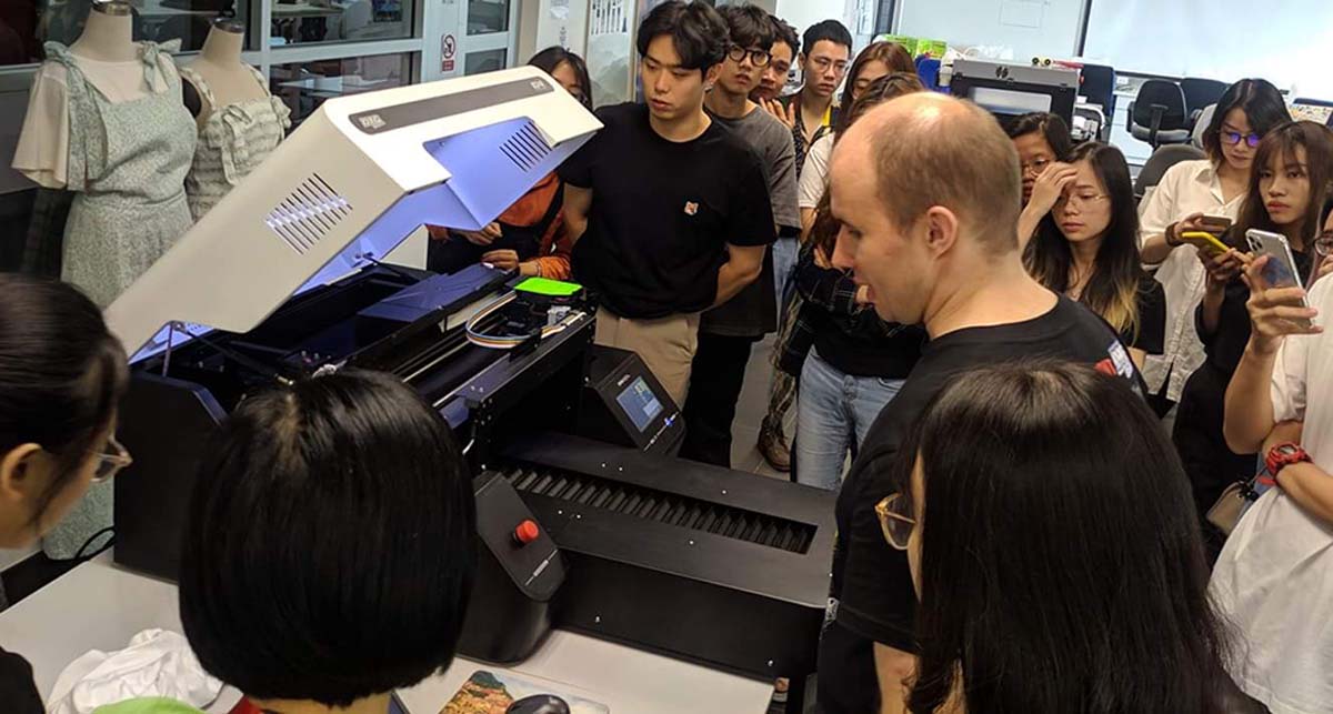 RMIT University Vietnam - Soft Lab Seminar – Fluxmall DTG